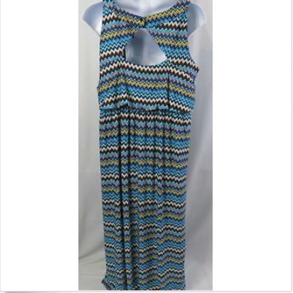 new directions | Dresses | New Directions Blue Chevron Sleeveless Maxi ...